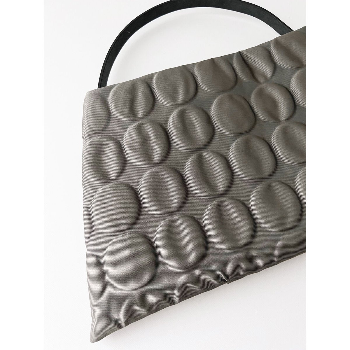 Triangle Bag SQUARE 3D, DOT Emboss 2 BK,SV,MO,...