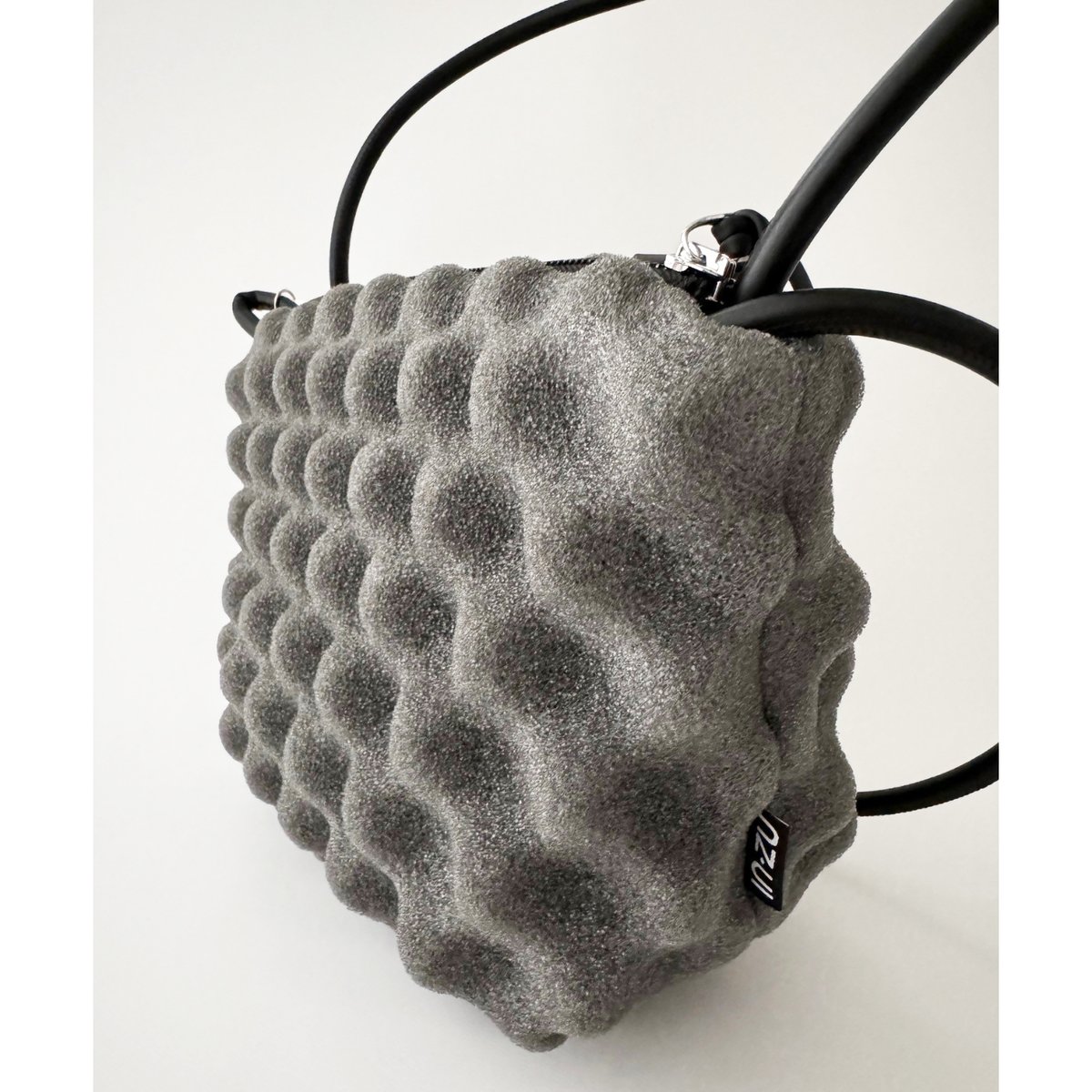 inzu Eggs Grey #3076EG | acrylic