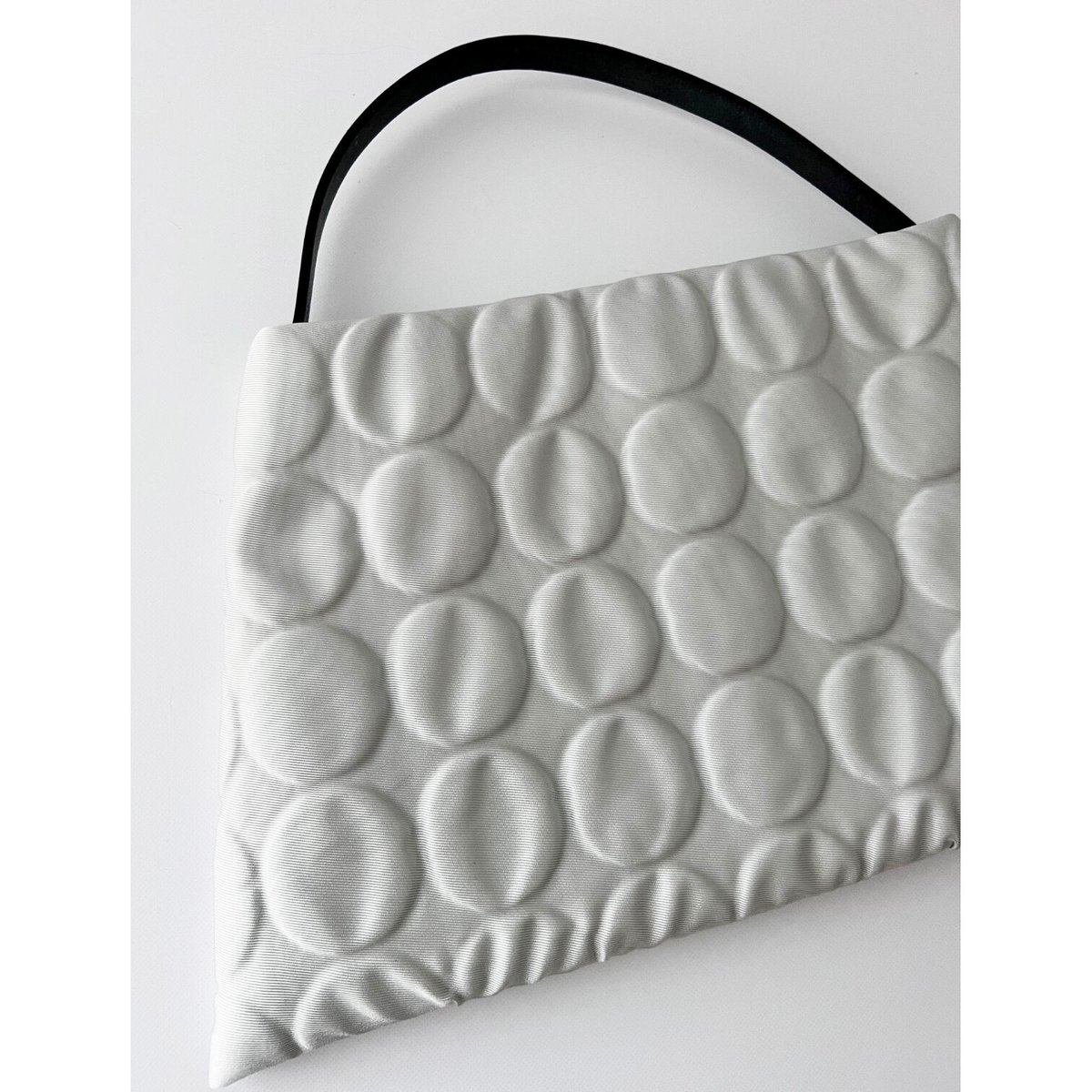 Triangle Bag SQUARE 3D, DOT Emboss 2 BK,SV,MO,...