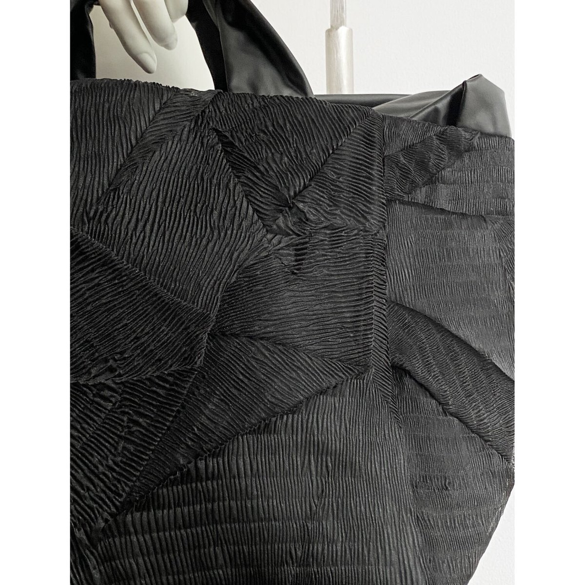 m bag 2way+ Spider Black, Cloud White, WAVE LG...