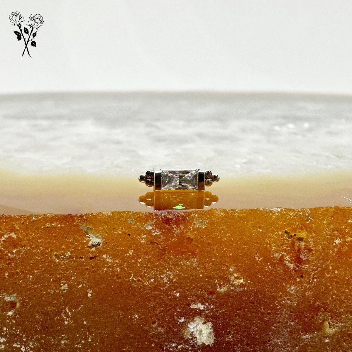 Siva-18K(YG)(RG)(WG)/CZ | GLASS BODY JEWELRY