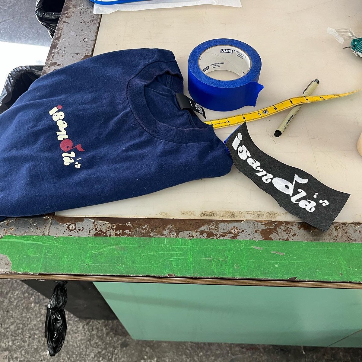 ISANDLA RECORDS AND TAPES "MANIA" LOGO EMBROIDE...