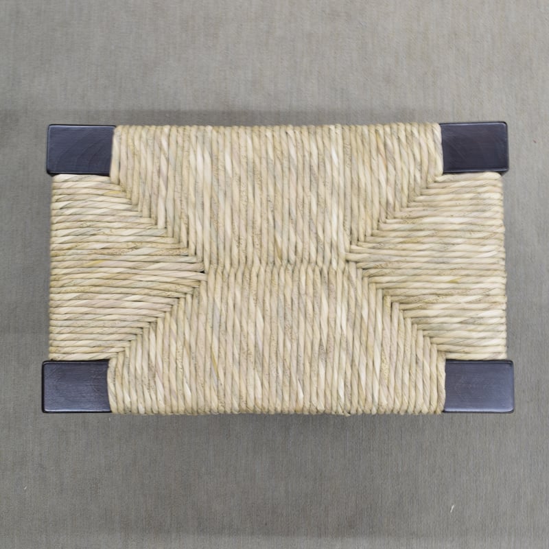 松本民芸家具 222鞍型スツール Rush-seated stool 松本民芸家具 222鞍型スツール Rush-seated stool