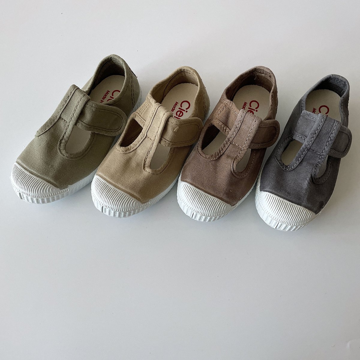 ☆Cienta / T-STRAP SHOES - BEIGE ムラ染め | calme cl...