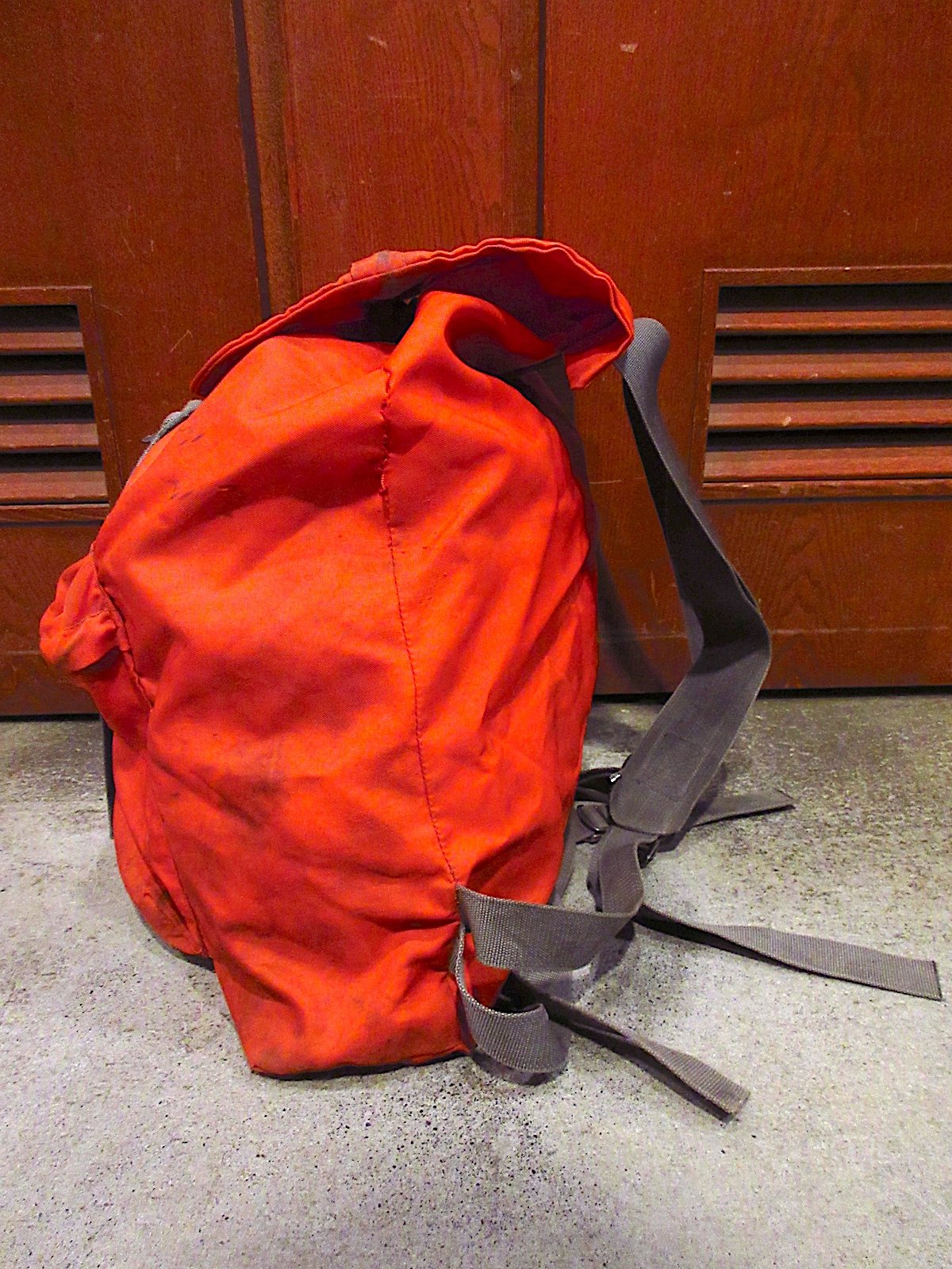 ビンテージ70's WeST RIDGe designsナイロンバックパックオレンジ 2402...