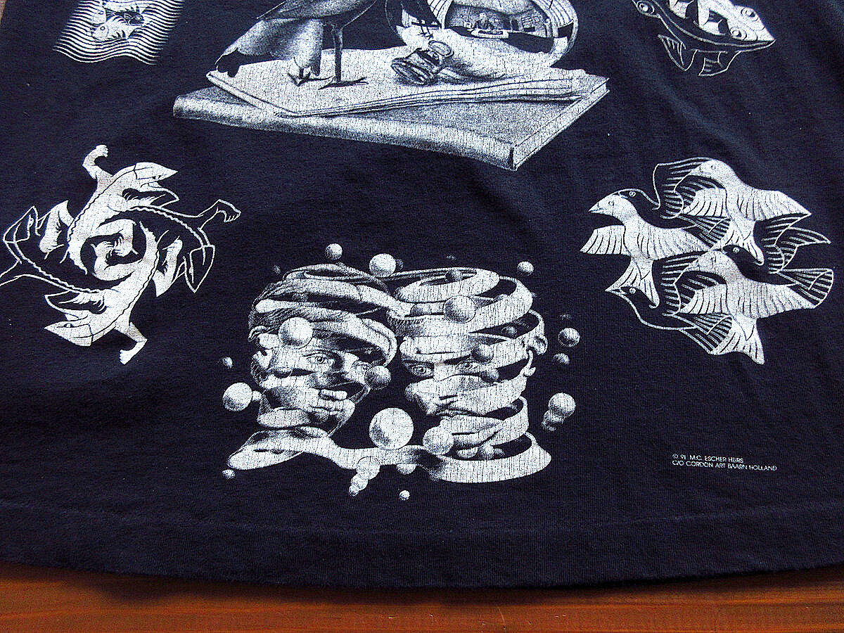 ビンテージ90's○M.C.ESCHER両面プリントTシャツ黒size L ビンテージ90's○M.C.ESCHER両面プリントTシャツ黒size L