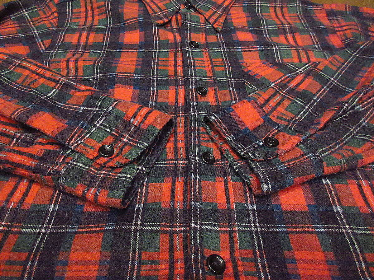 ビンテージ70's○Distinctive Apparel チェックプリント ビンテージ70's○Distinctive Apparel チェックプリント