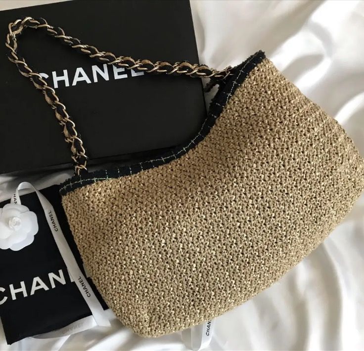 シャネル CHANEL 籠バッグ | Advanced Style シャネル CHANEL 籠バッグ | Advanced Style