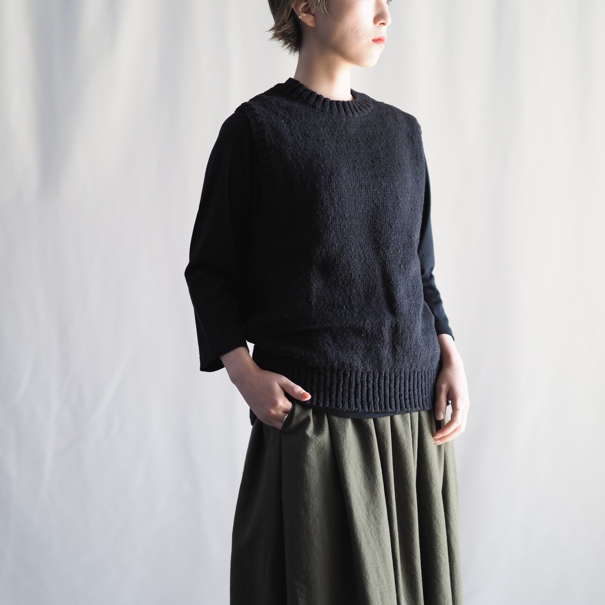 【期間限定価格】 ガラ紡ニットベスト KTG-002 [ コットン ] | 新見本工場 オン...