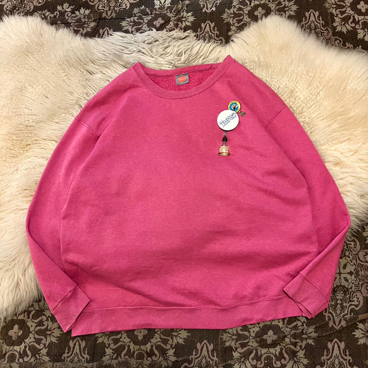 Hanes” pink color sweat 】 | Skeleton Lamp