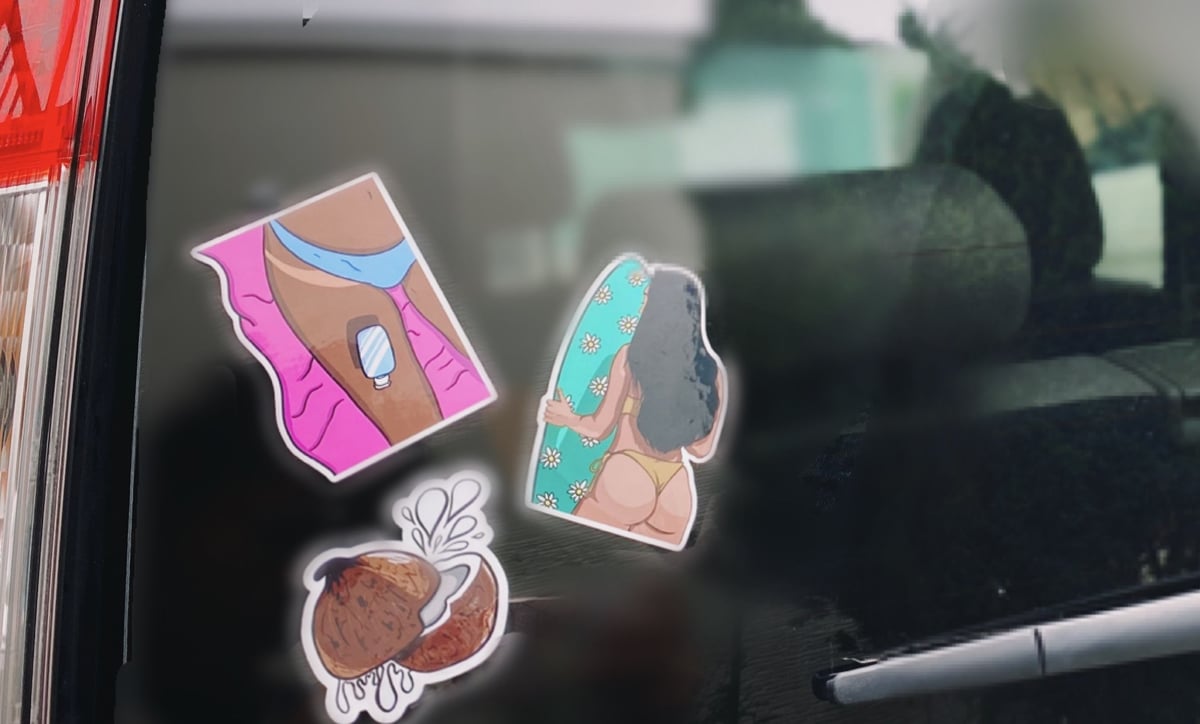 Tanned skin girl sticker☀️(5.5×7.7cm) | KAY