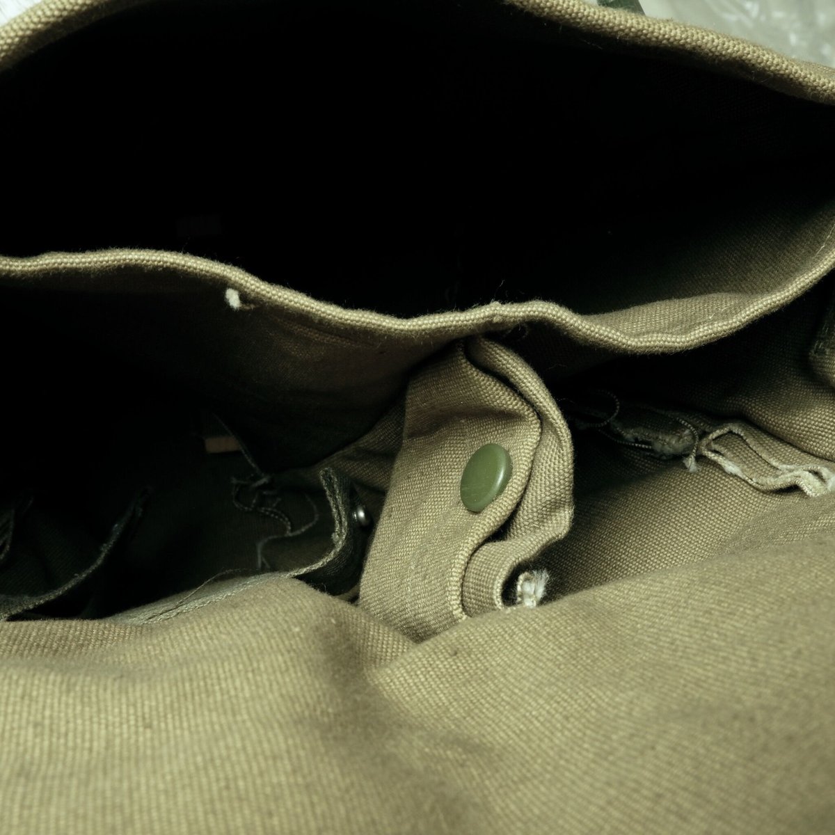 Czech army bread bag 1959 | 森の古物店 野屋