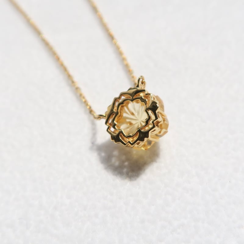 シトリン 桜型 甲州貴石切子 necklace | FREESIA シトリン 桜型 甲州貴石切子 necklace | FREESIA