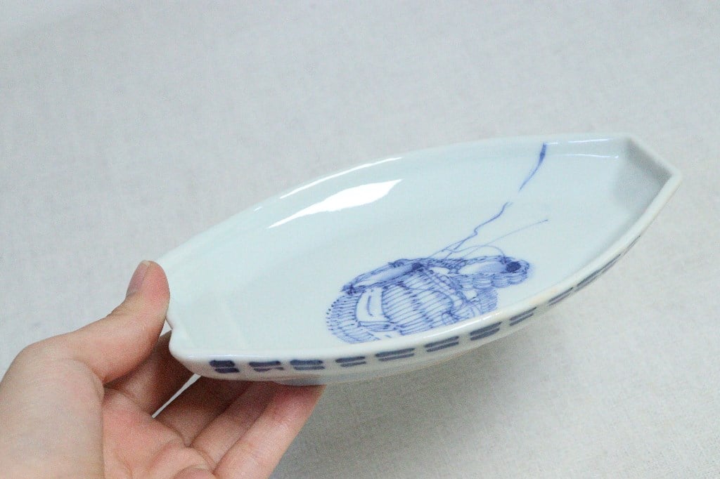明治後期~大正染付釣竿と魚籠図舟形皿 | 吉祥寺PukuPuku 明治後期~大正染付釣竿と魚籠図舟形皿 | 吉祥寺PukuPuku