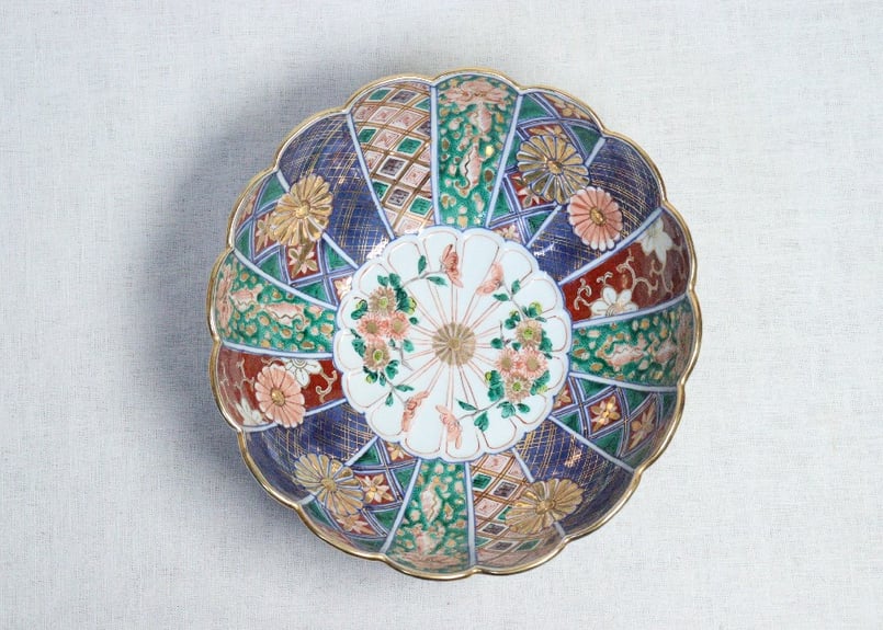 明治後期~大正色絵大聖寺焼菊図菊花弁三つ組鉢 小甘手 | 吉祥寺 明治後期~大正色絵大聖寺焼菊図菊花弁三つ組鉢 小甘手 | 吉祥寺