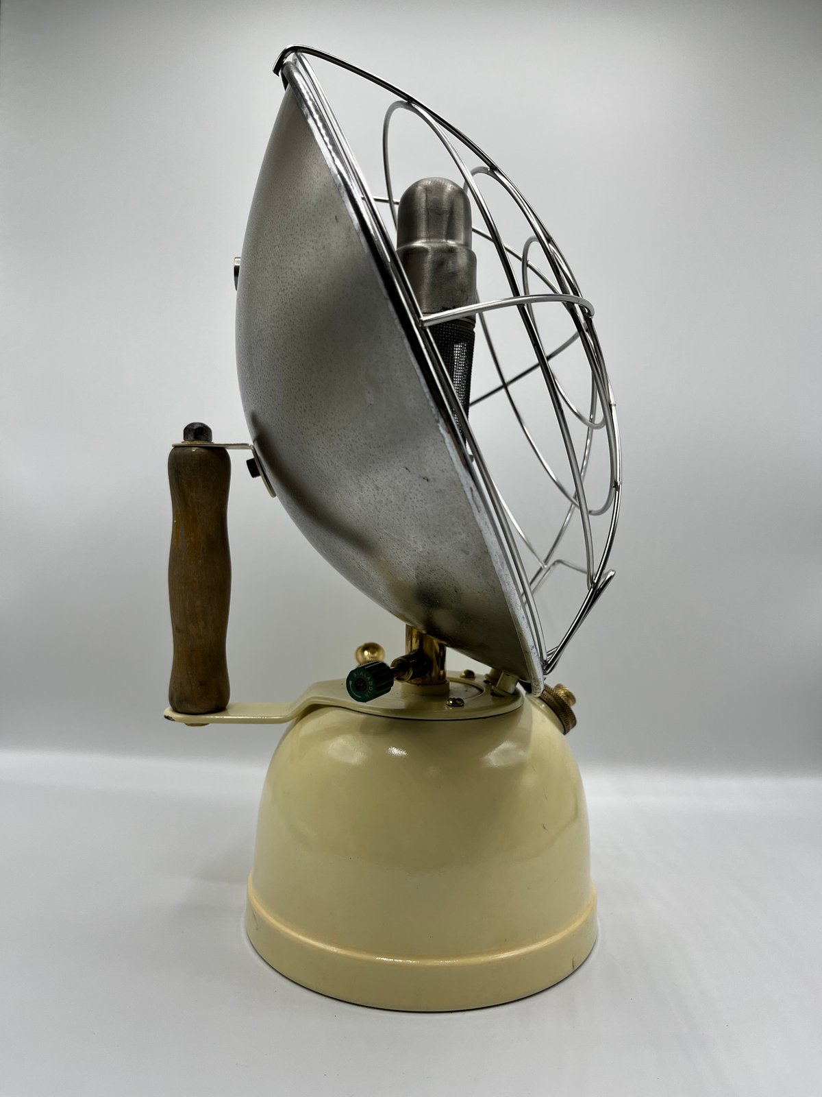 ヴィンテージストーブ BIALADDIN BOWL FIRE ホワイト ヴィンテージストーブ BIALADDIN BOWL FIRE ホワイト