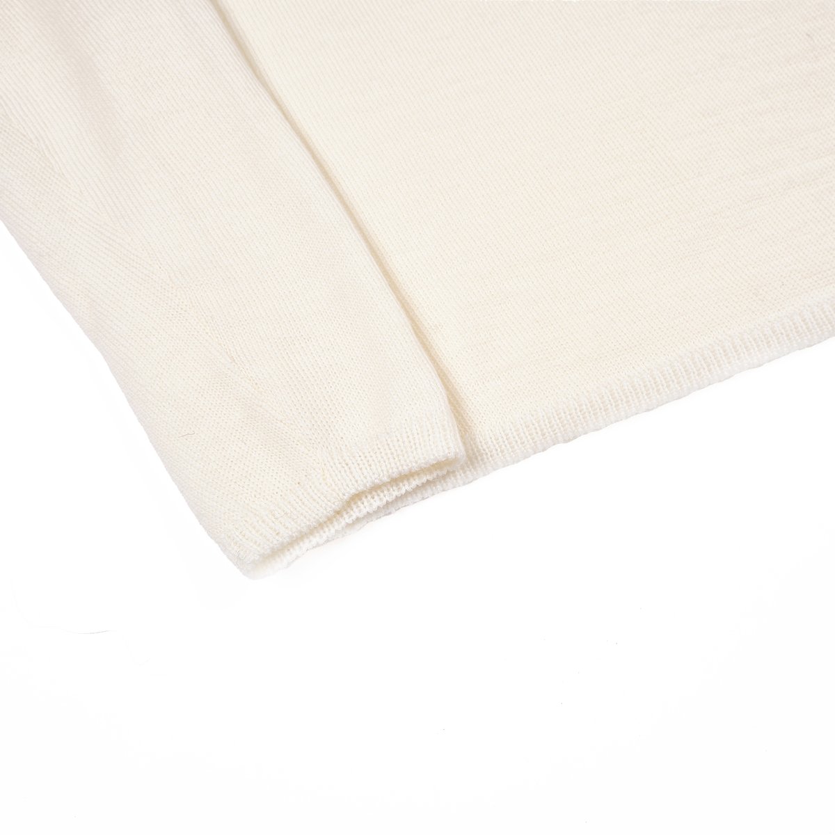 LOW GAUGE CREW NECK KNIT // IVORY | tattoostudi...