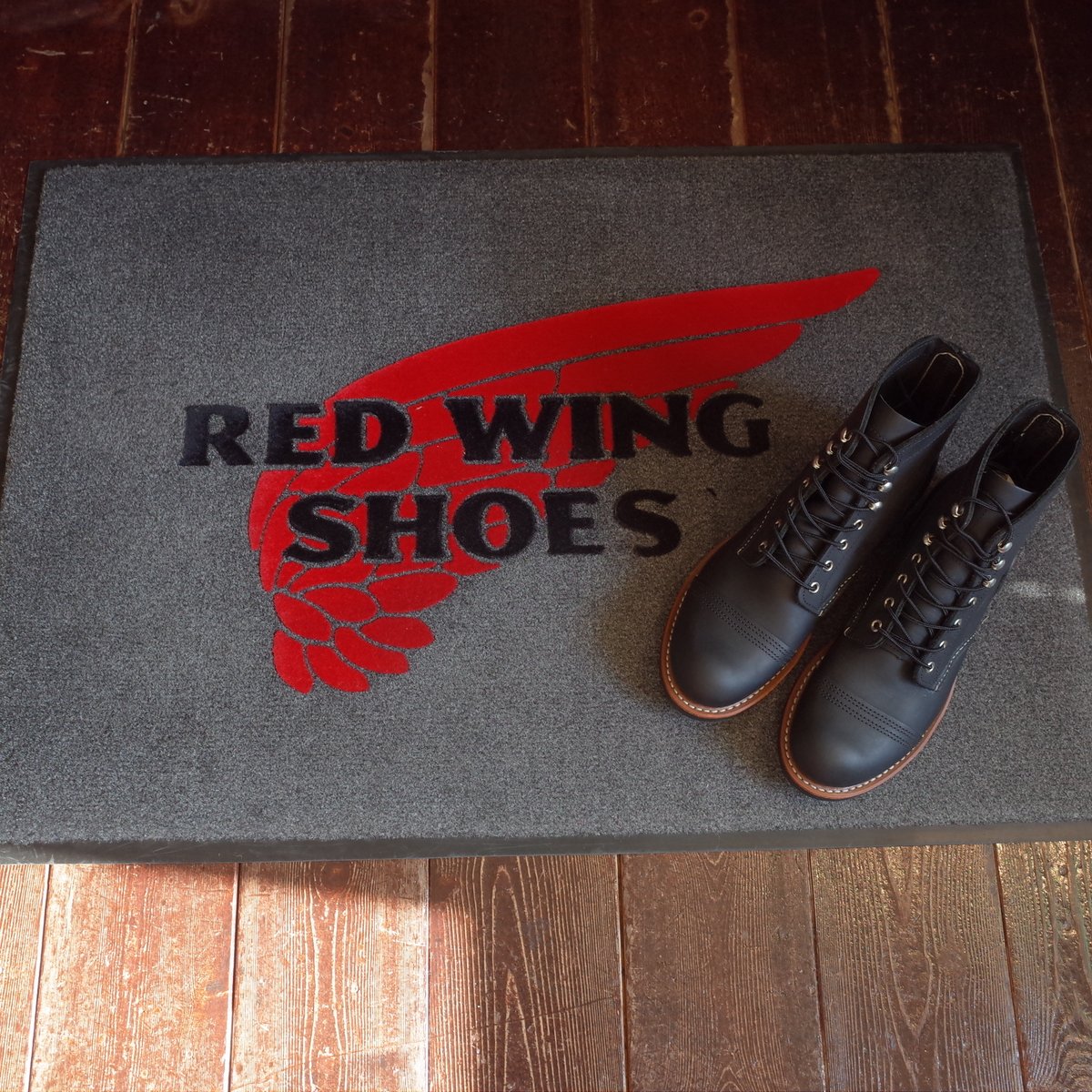 Red Wing #8084 "IRON RANGER"Black Harness | MAP...