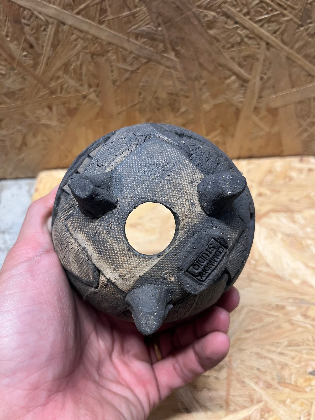 COMWORK STUDIO 信楽焼 植木鉢 | GREEN LUCK