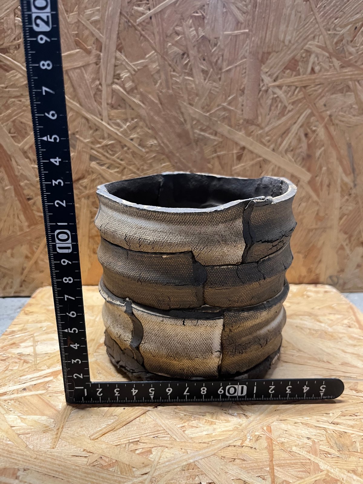 COMWORK STUDIO 信楽焼 植木鉢 | GREEN LUCK