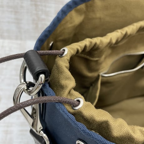 A4対応 収納多数 撥水加工 ショルダー付きバッグ 4col | HA-CHI