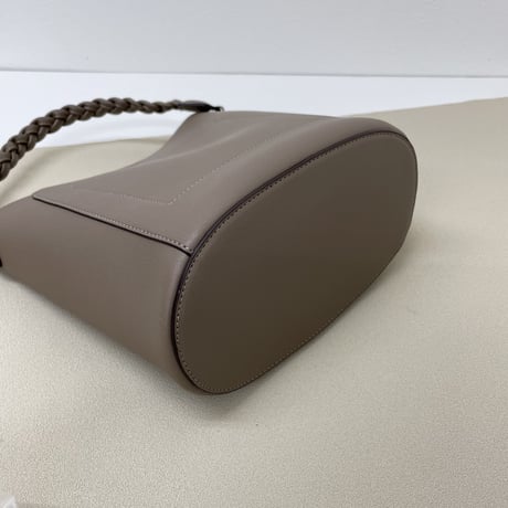 軽量合皮 三つ編みハンドル ハンドバッグ・2col | HA-CHI