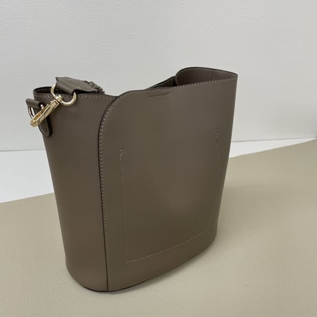 軽量合皮 三つ編みハンドル ハンドバッグ・2col | HA-CHI