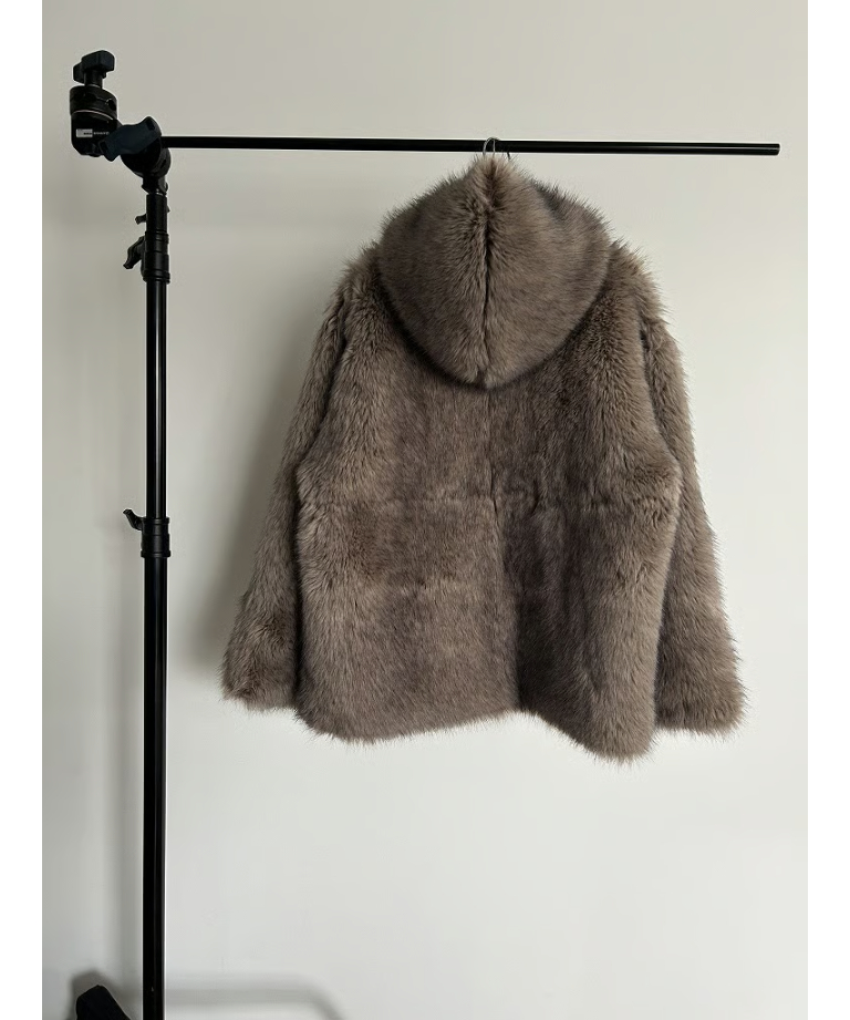 【25TH-10】Fox Like Fur Foodie Coat | THINK FUR