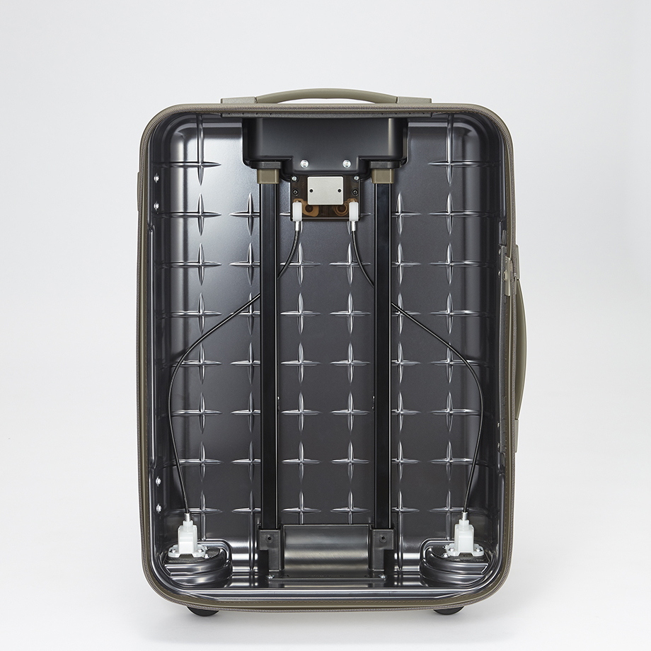Proteca 360T / suitcase 36L | nendo house