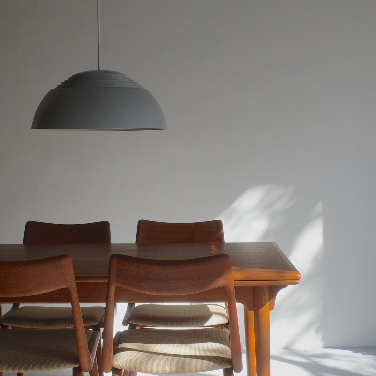 Omann Jun / model.54 ダイニングテーブル（ teak ） | 𝐟𝐥𝐨𝐨𝐫