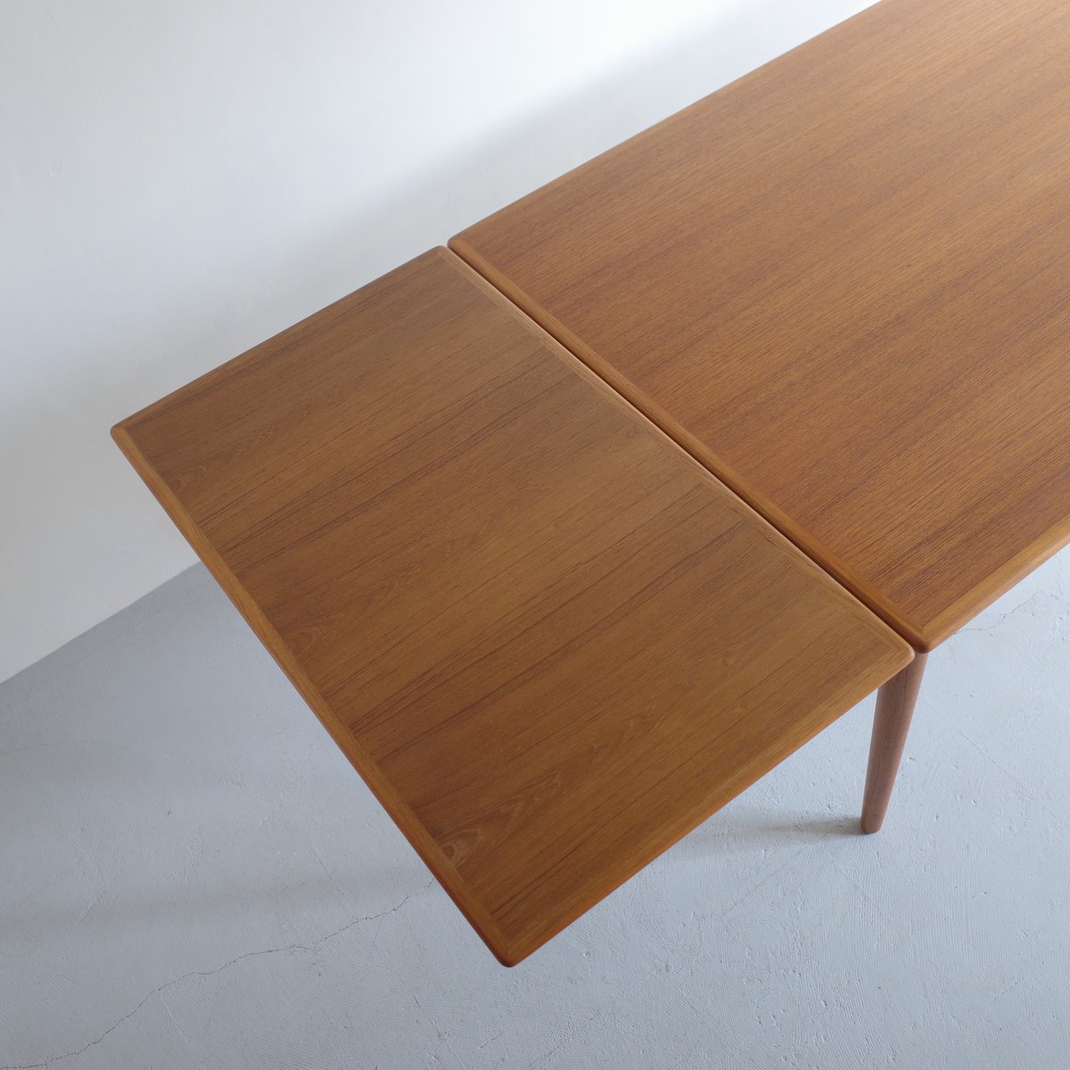Omann Jun / model.54 ダイニングテーブル（ teak ） | 𝐟𝐥𝐨𝐨𝐫