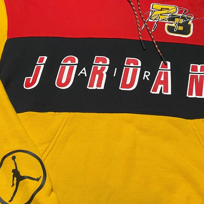 AIR JORDAN オーバーサイズロゴ入りプルオーバーパーカー AIR JORDAN オーバーサイズロゴ入りプルオーバーパーカー
