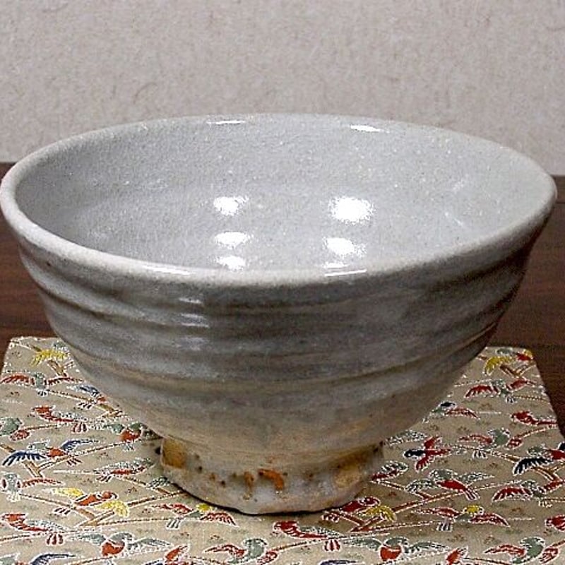 松阪萬古松古焼 佐久間 勝山 作 井戸写 茶碗 無傷 箱合 保証 松阪萬古松古焼 佐久間 勝山 作 井戸写 茶碗 無傷 箱合 保証
