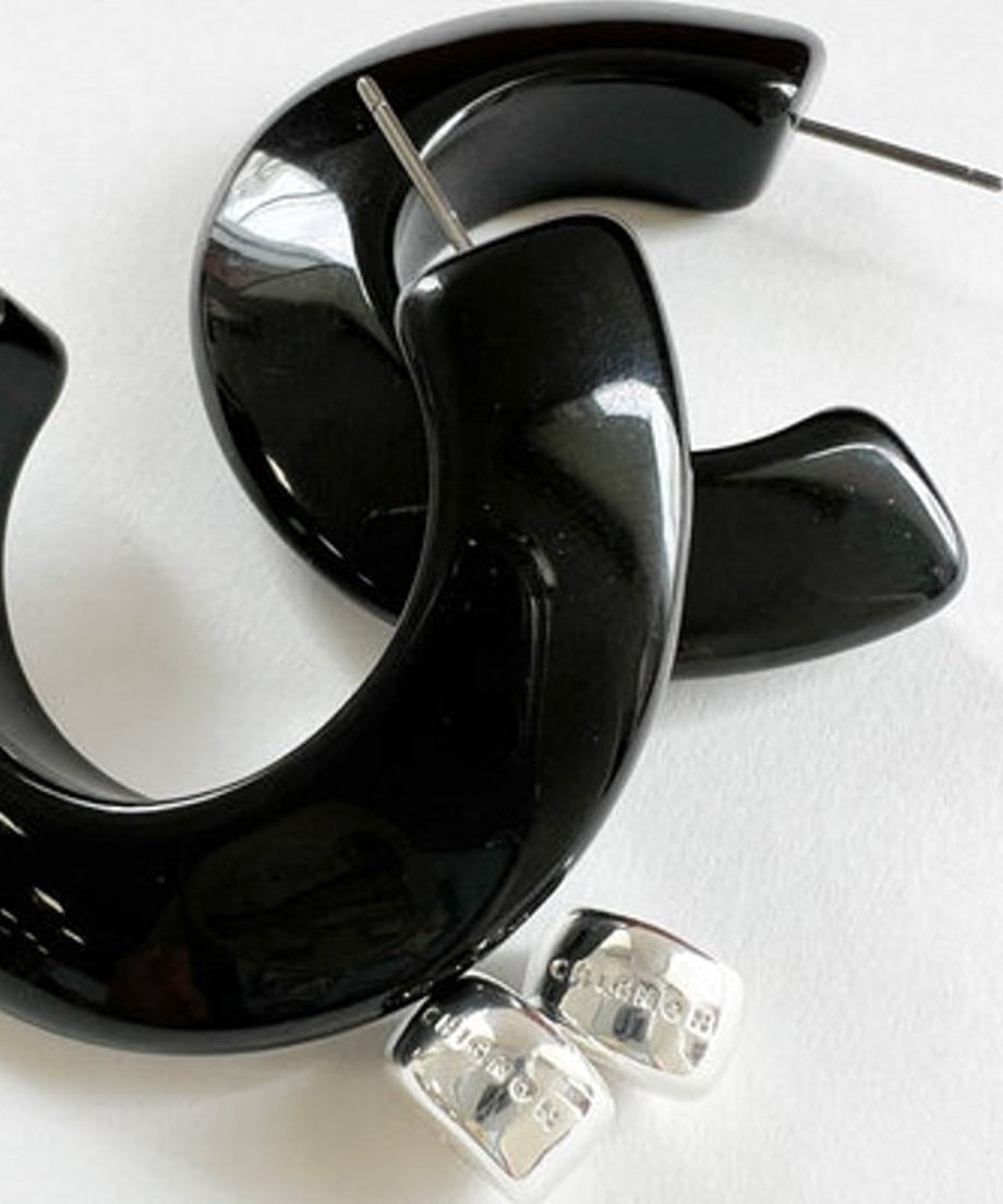 CHIGNON シニヨン ホマイカフープピアス | Deargo