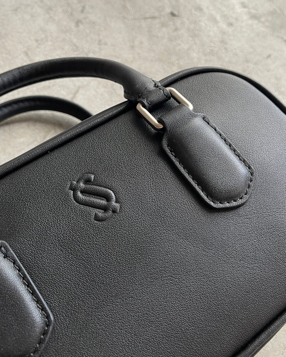 EMBOSS LOGO MINI BOSTON BAG / 2color | JISTORY