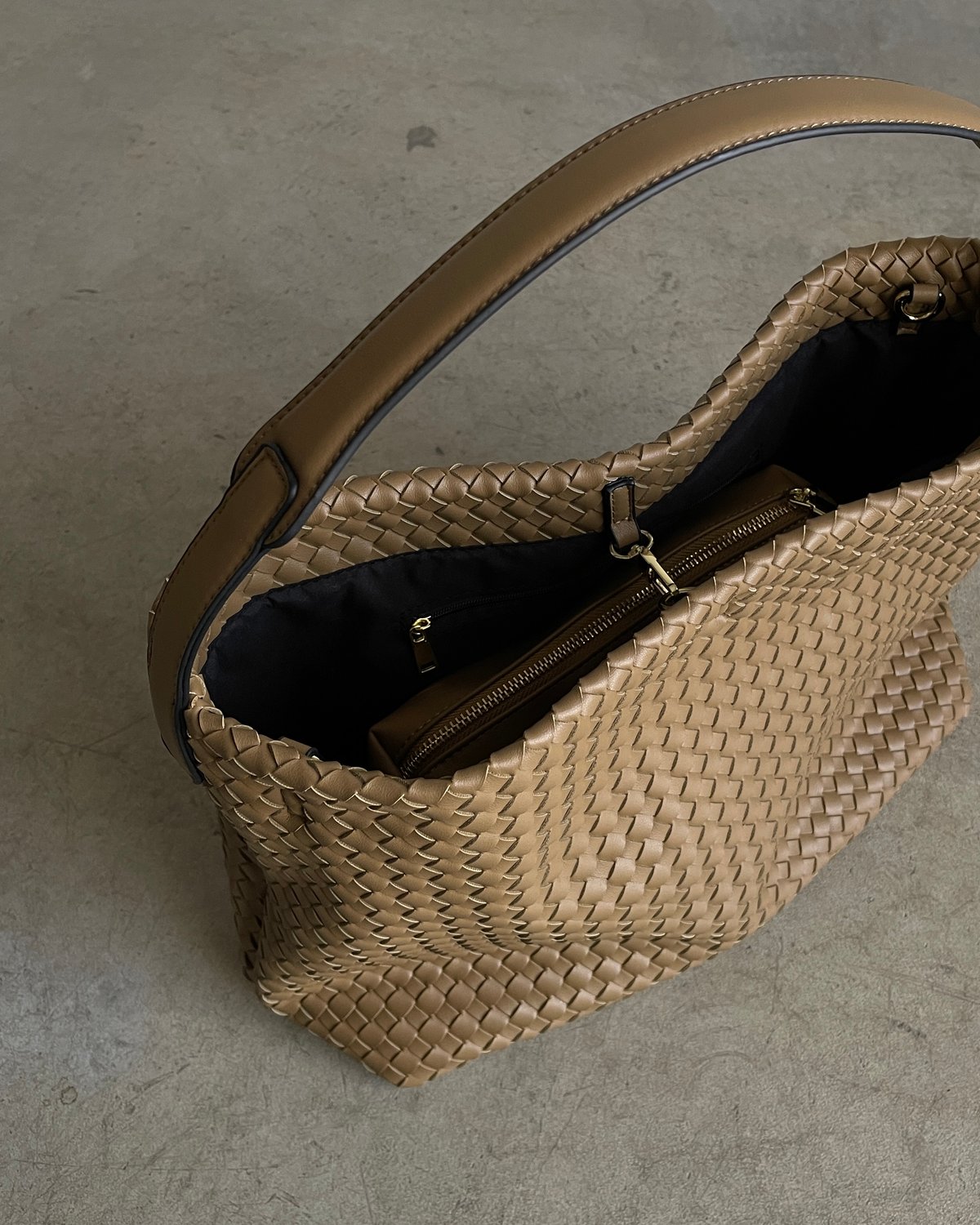 SYNTHETIC LEATHER MESH SHOULDER BAG / 3color