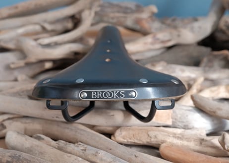 BROOKS / B-17 | ATB CANDYSHOP CHILLIN