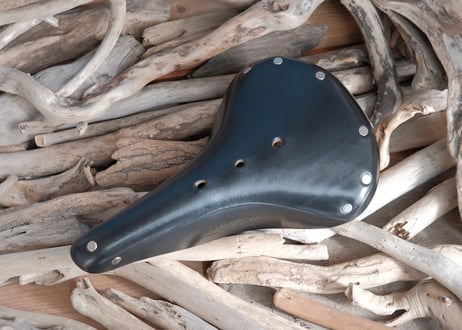 BROOKS / B-17 | ATB CANDYSHOP CHILLIN