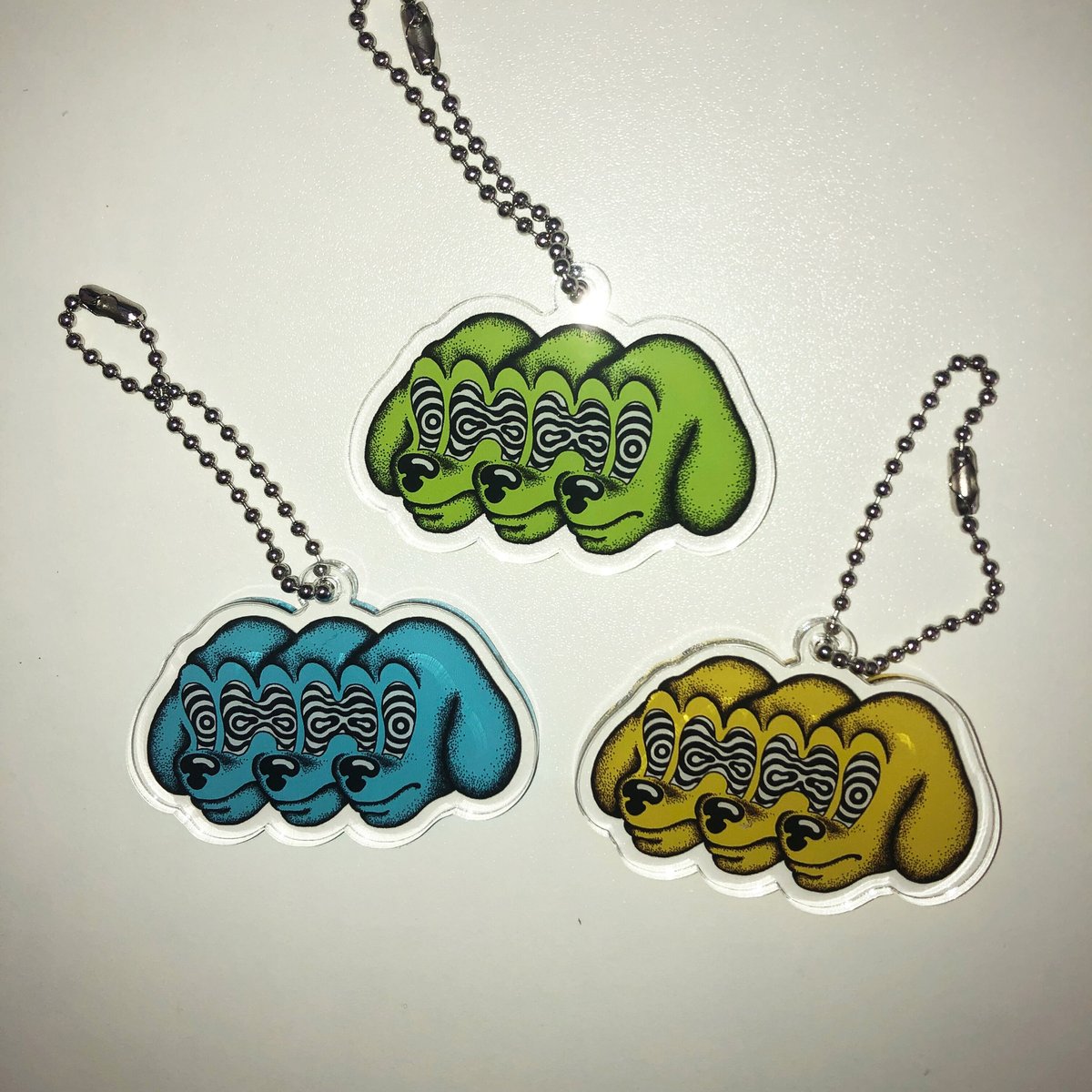 DOG Keychain | MOMO ONLINE STORE