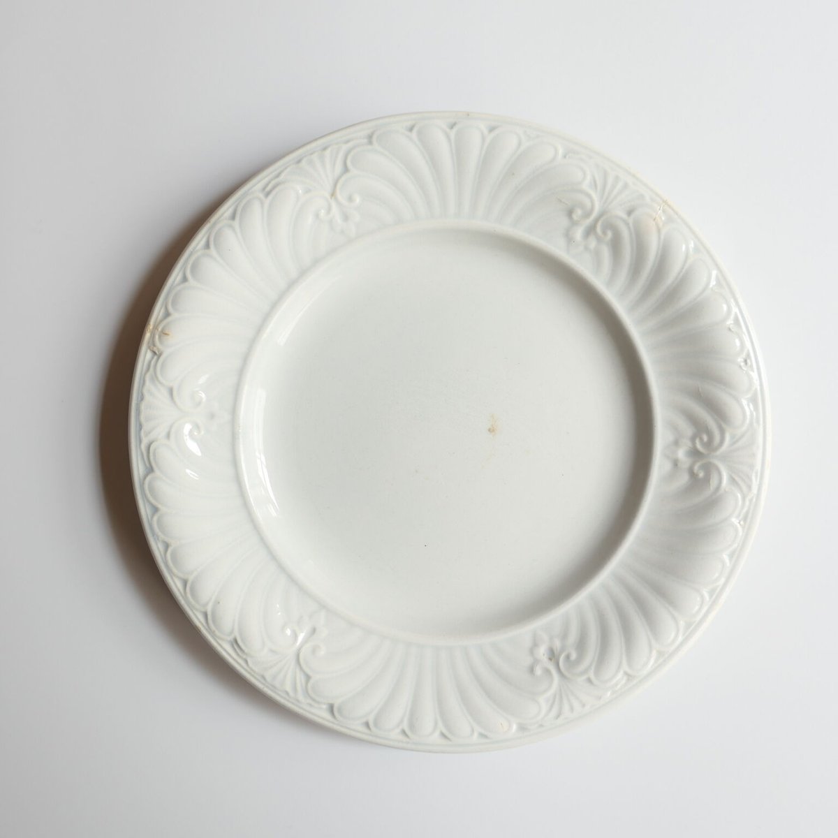 Creil et Montereau アカンサスレリーフのデザートプレートD | Reinette