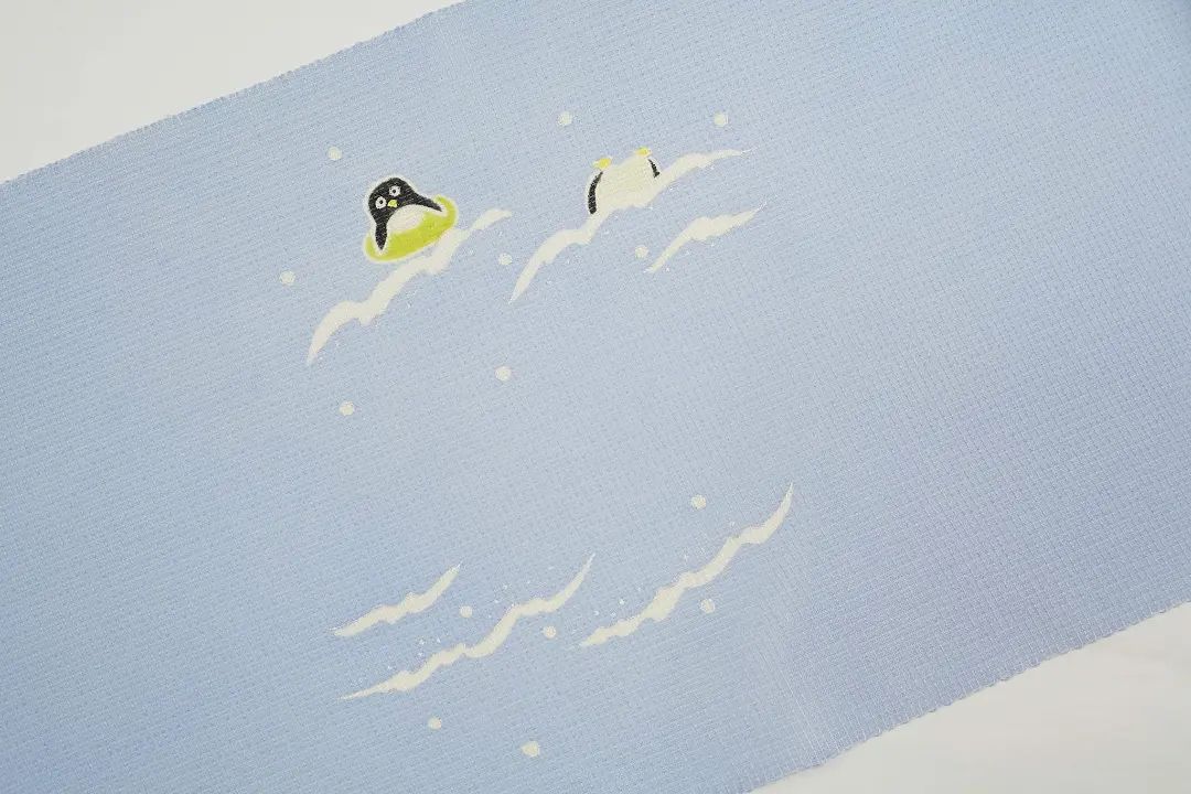 夏九寸(名古屋帯)「型絵染・岡田その子・夏の涼感」 | MINOKO STORE 夏九寸(名古屋帯)「型絵染・岡田その子・夏の涼感」 | MINOKO STORE