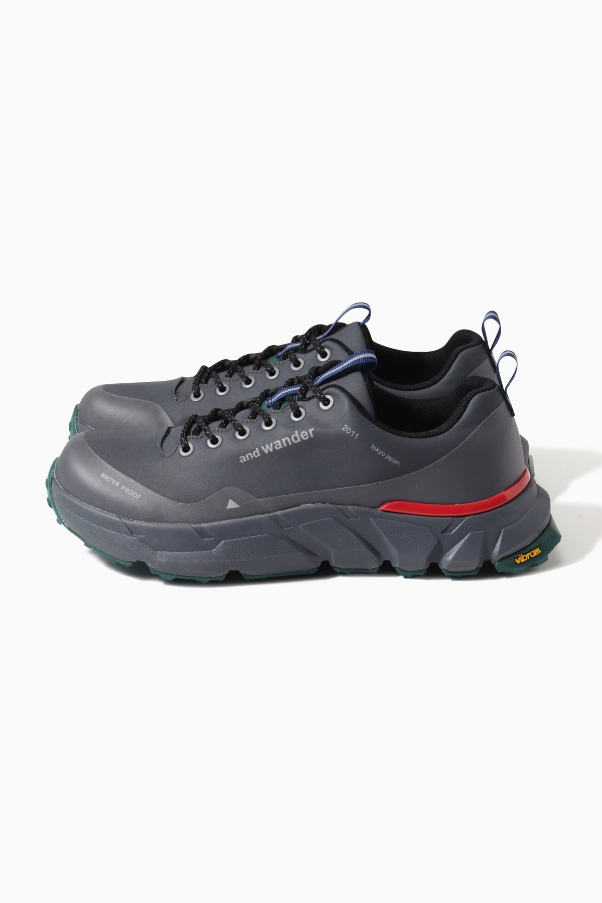 【and wander】 waterproof trek shoes low (charco...