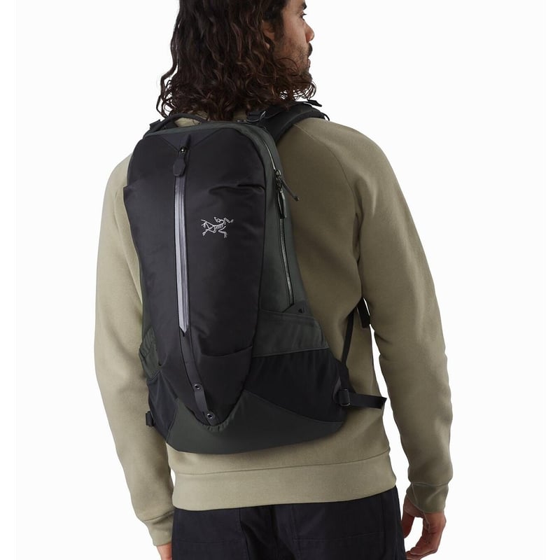 ARC`TERYX】 Arro 22 Backpack (Stealth Black) | ARC`TERYX】 Arro 22 Backpack (Stealth Black) |