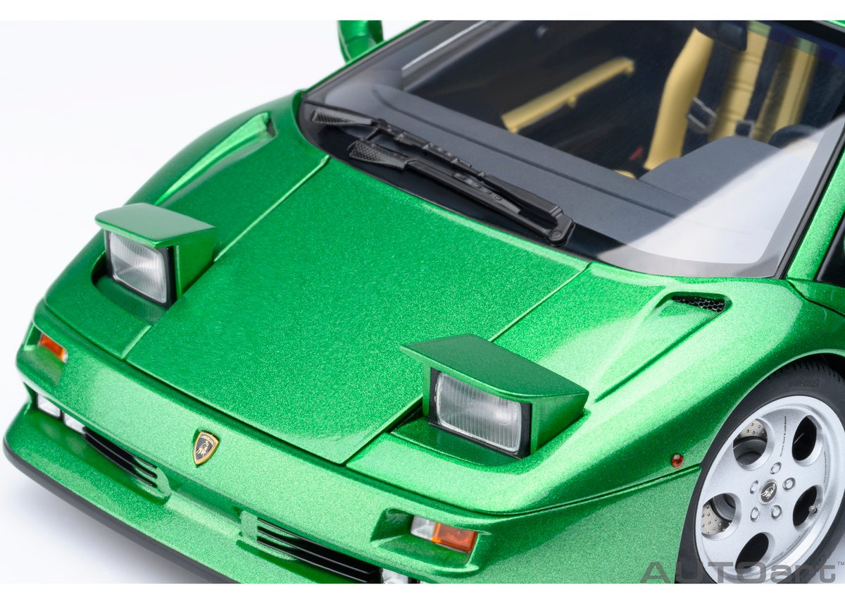 AUTOart 1/18 ランボルギーニ ディアブロ SE30 (メタリック AUTOart 1/18 ランボルギーニ ディアブロ SE30 (メタリック