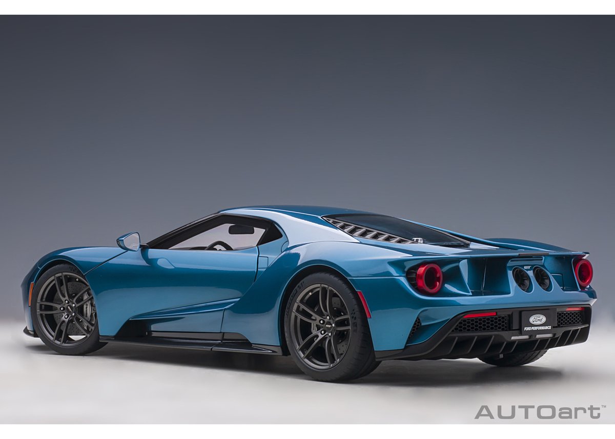 AUTOart 1/12 フォード GT 2017 (メタリック・ブルー) 12107 AUTOart 1/12 フォード GT 2017 (メタリック・ブルー) 12107