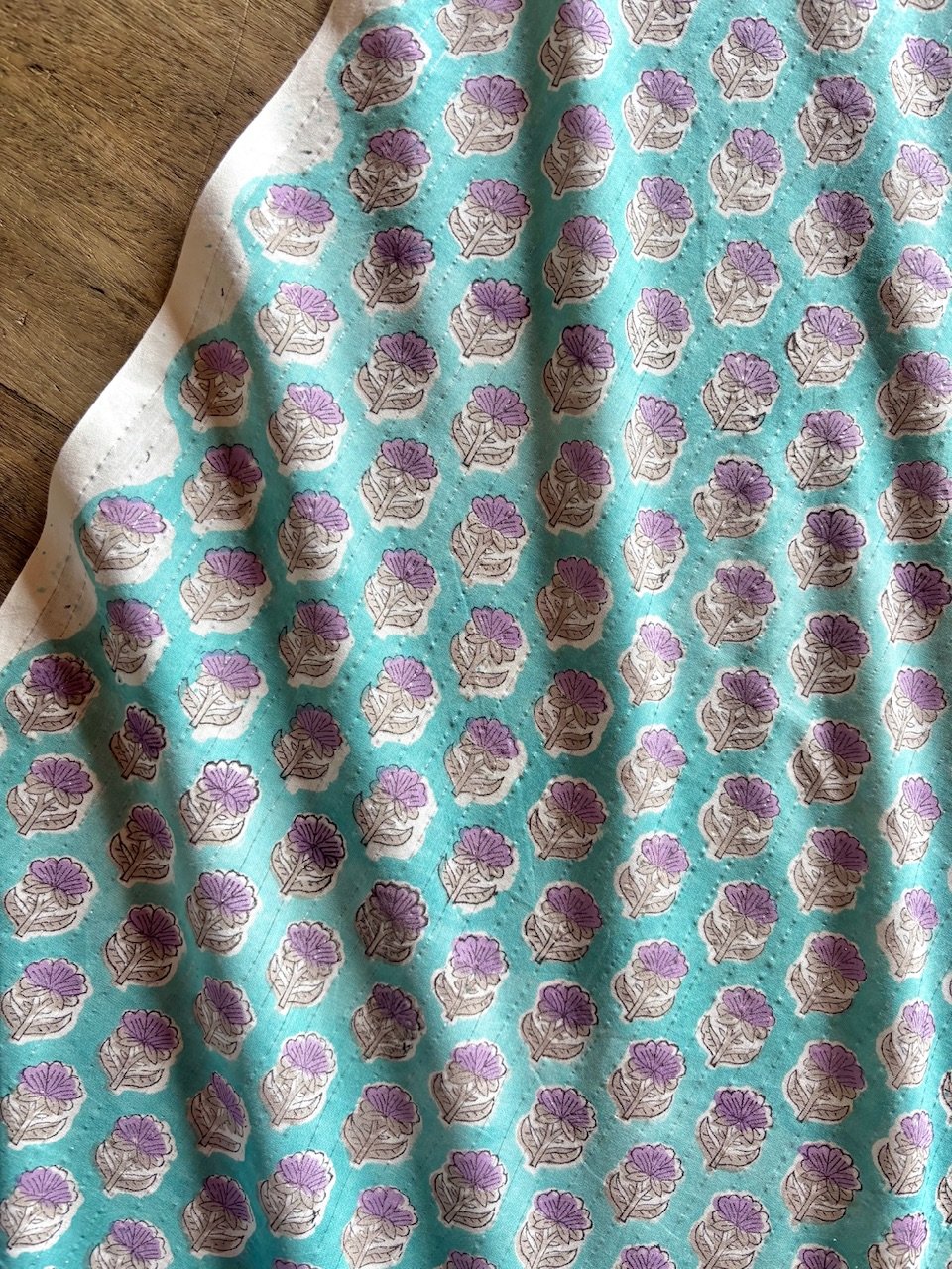 インド綿ラメ糸入り ハンドブロックプリント生地 FB-25051591HBC① | suita...