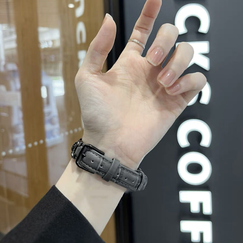 N467】四つ葉クローバー apple watch バンド 革 ブレスレット N467】四つ葉クローバー apple watch バンド 革 ブレスレット