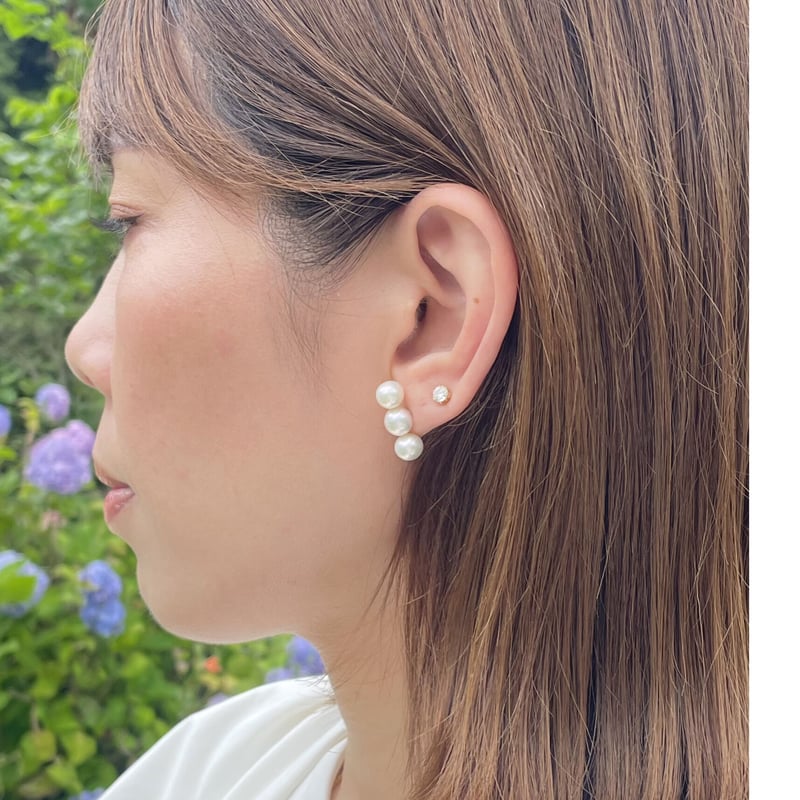 Op.51 perla 3連パールピアス | 1 by 4 jewelry Op.51 perla 3連パールピアス | 1 by 4 jewelry