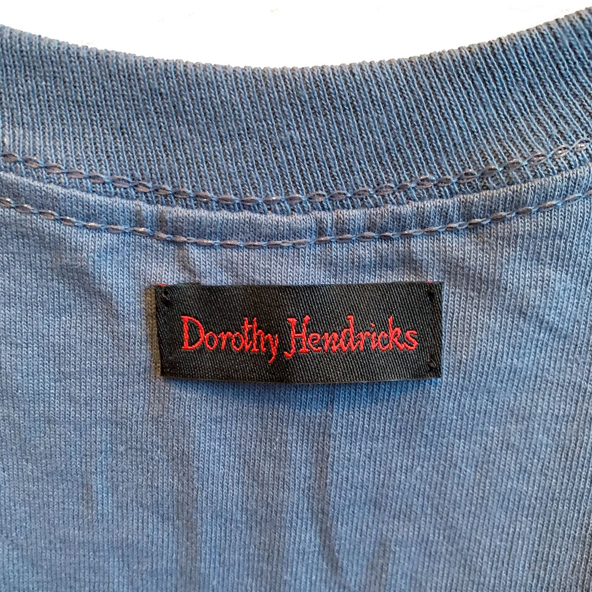 DH LONG SLEEVE TEE | Dorothy Hendricks