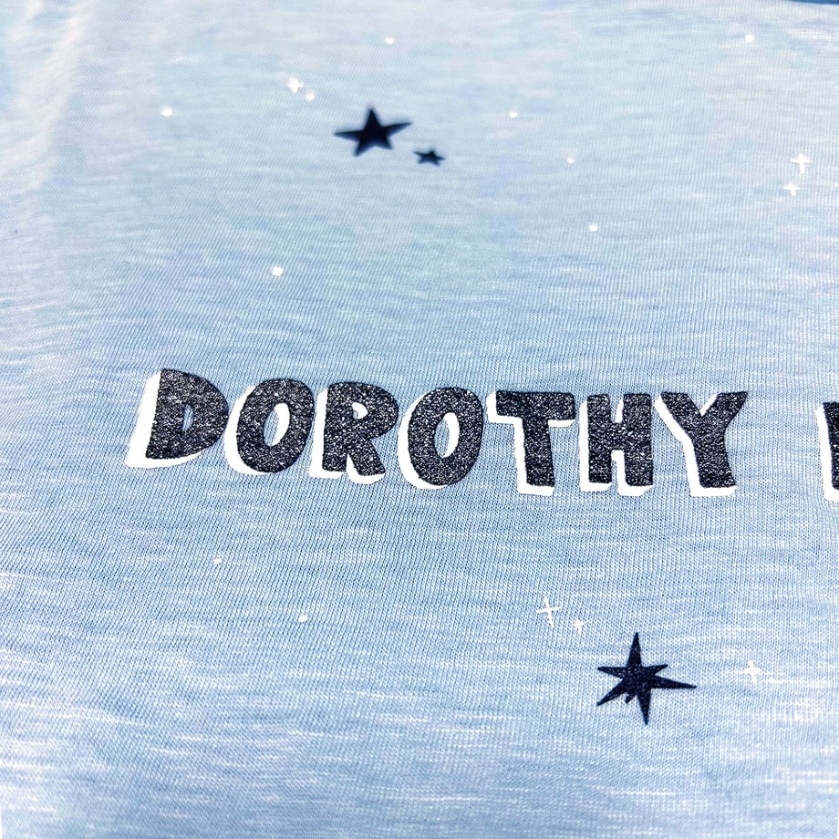 GLITTER PRINT TEE | Dorothy Hendricks